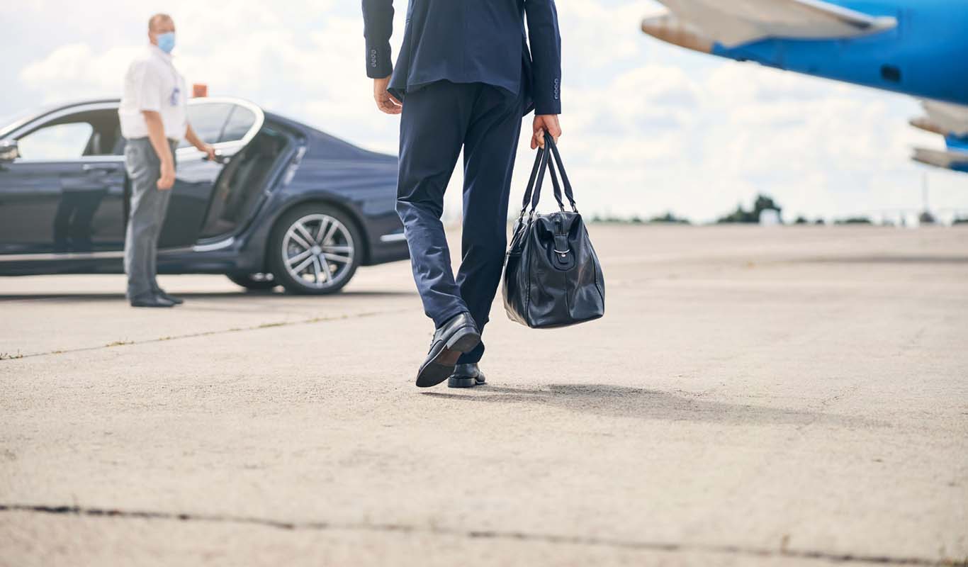 Taxis to and from Heathrow Airport - Amg Cars Ltd
